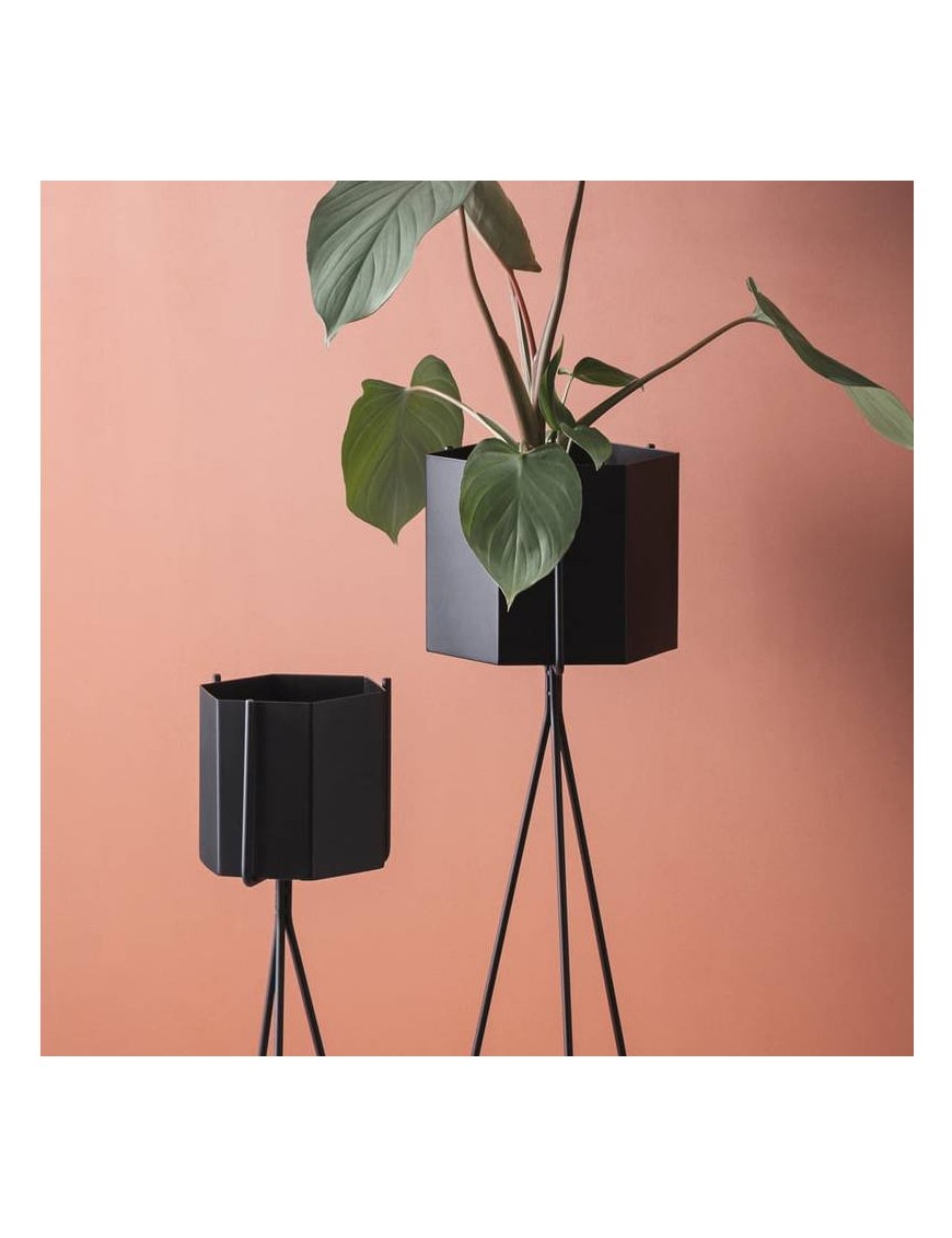 ferm living hexagonal pot - black, large
