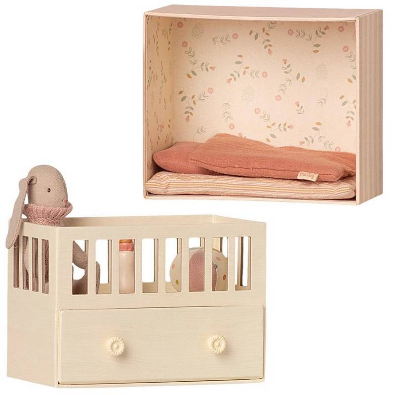 Maileg baby room with micro rabbit girl